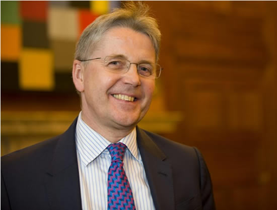 UNITED KINGDOM: Sir Jeremy stands down | PS News