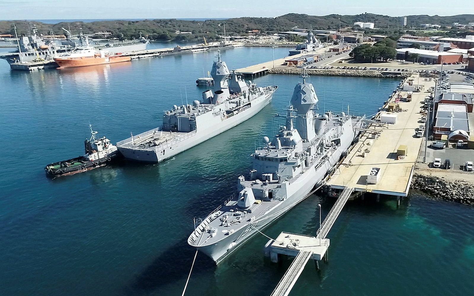 End of an era as first Anzac-class frigate is decommissioned after 28 ...