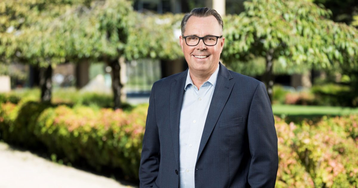 Professor aims to keep uni on course while hunt is underway for new ...