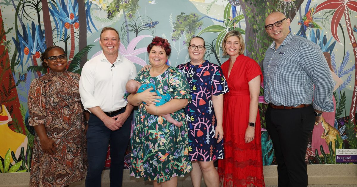 Premier makes election pledge for return of Cooktown birthing services ...