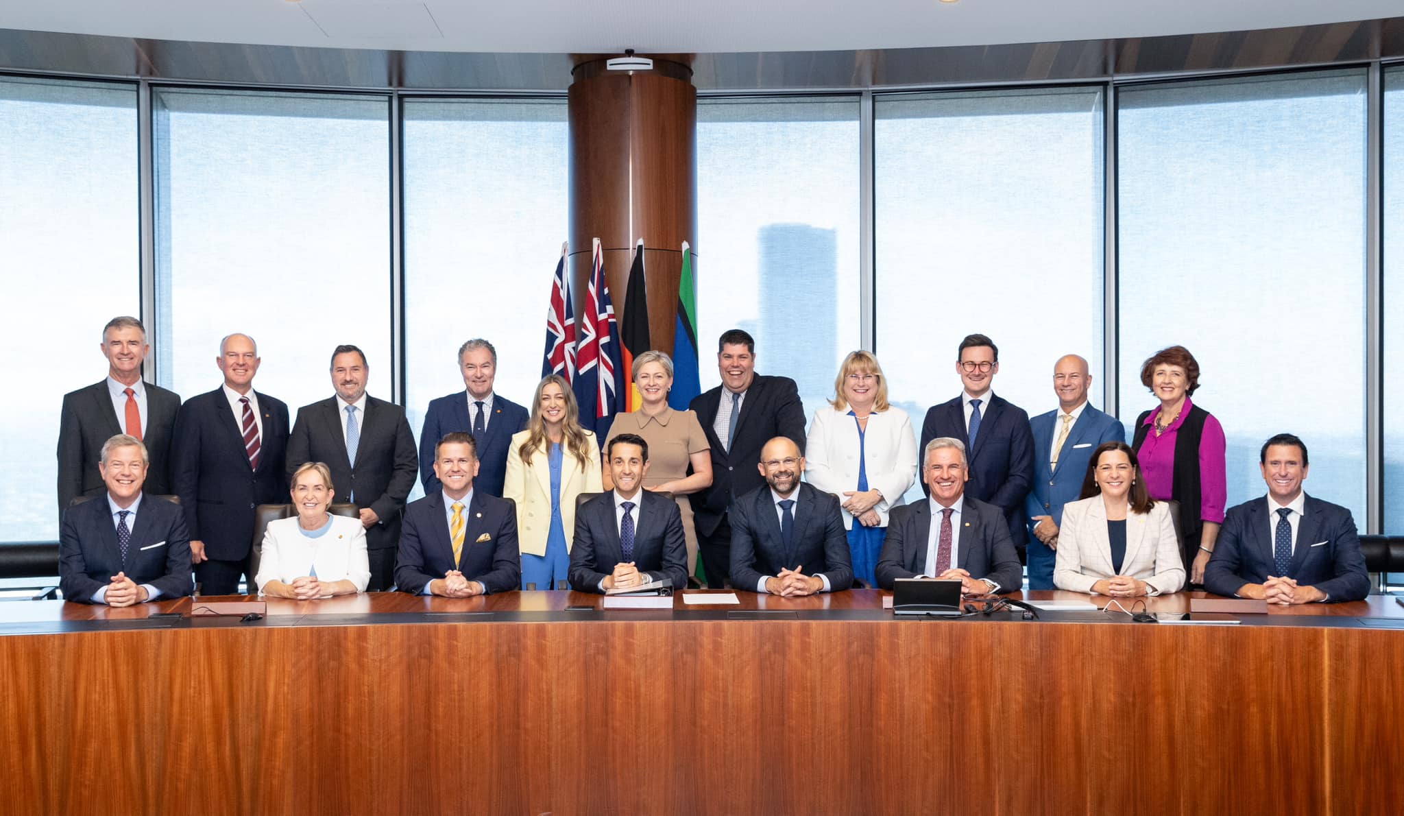 Queensland Premier unveils new Cabinet and public service heads | PS News